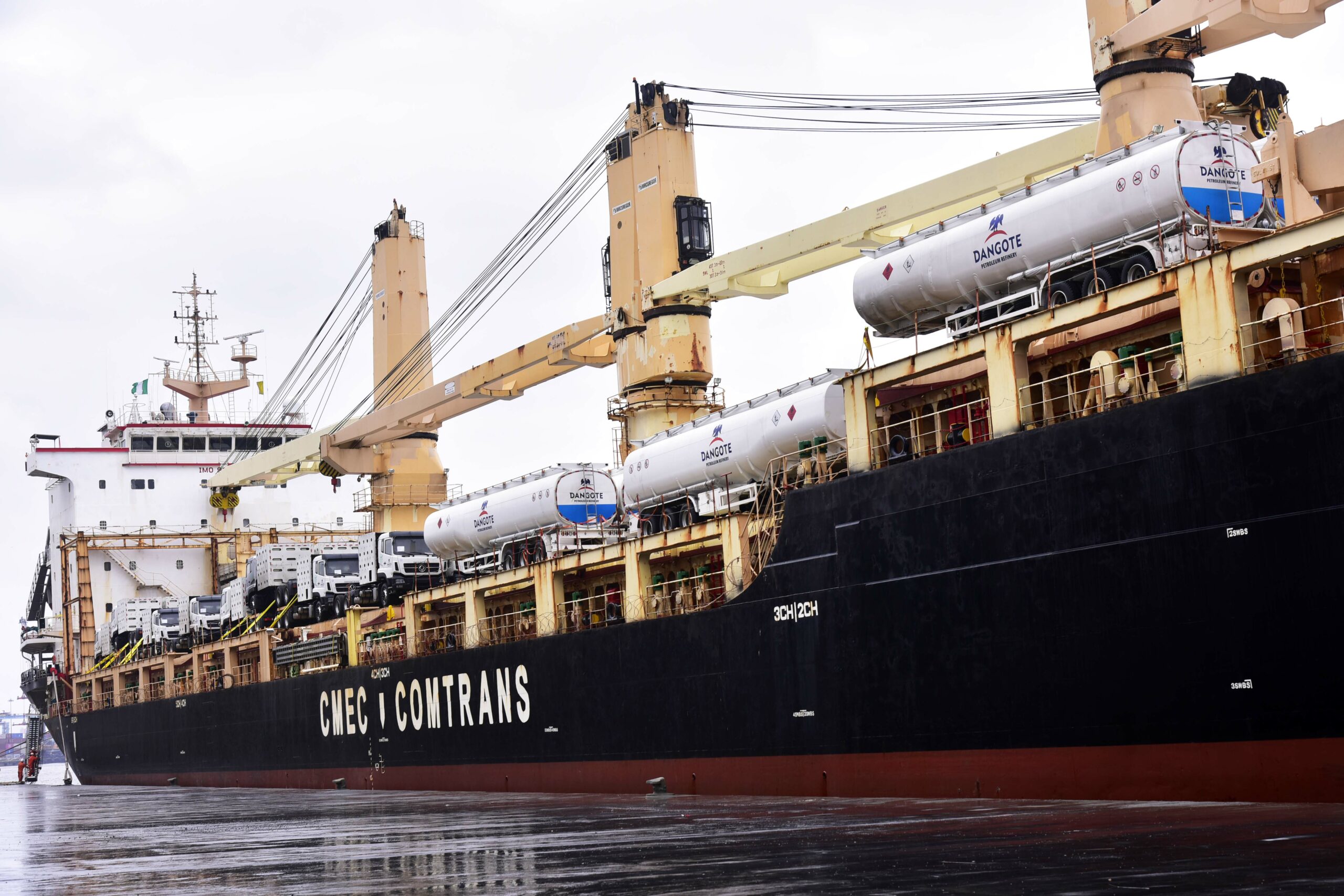 Global Shipping Crisis Slows Dangote’s CNG Truck Rollout: Only 450 Delivered So Far - VOICE OF ...